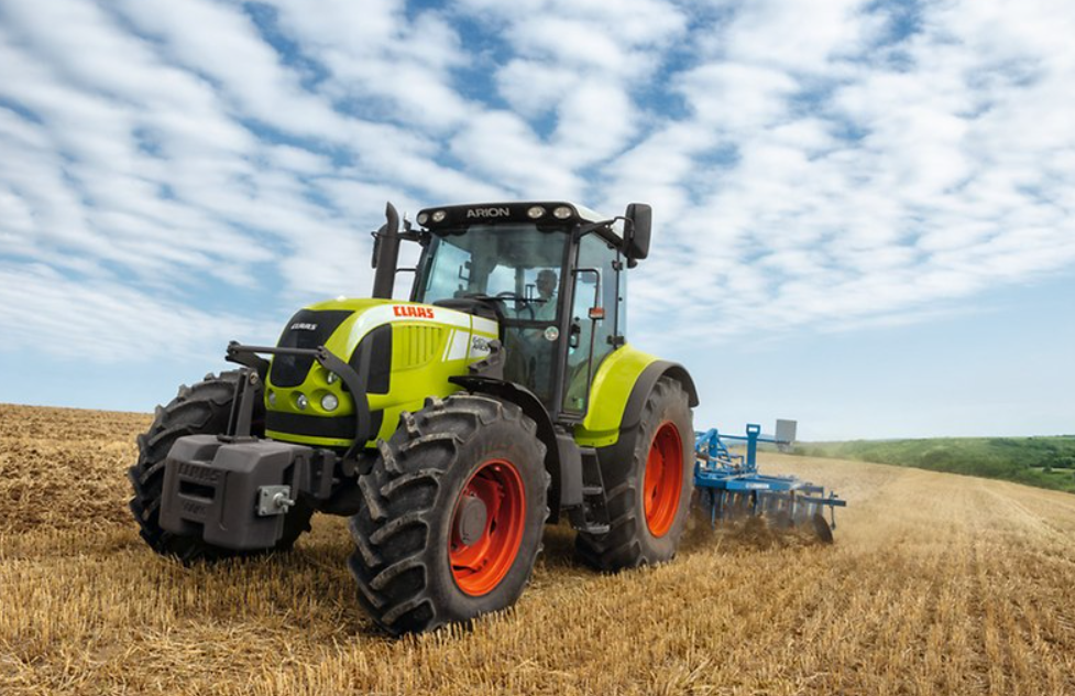 Claas Arion 640 — traktör tanıtımı - Agronetto'nun resmi blogu